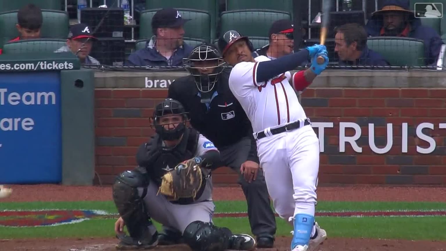 Tromp hits an RBI single to left field in the 5th | 04/27/2023 ...