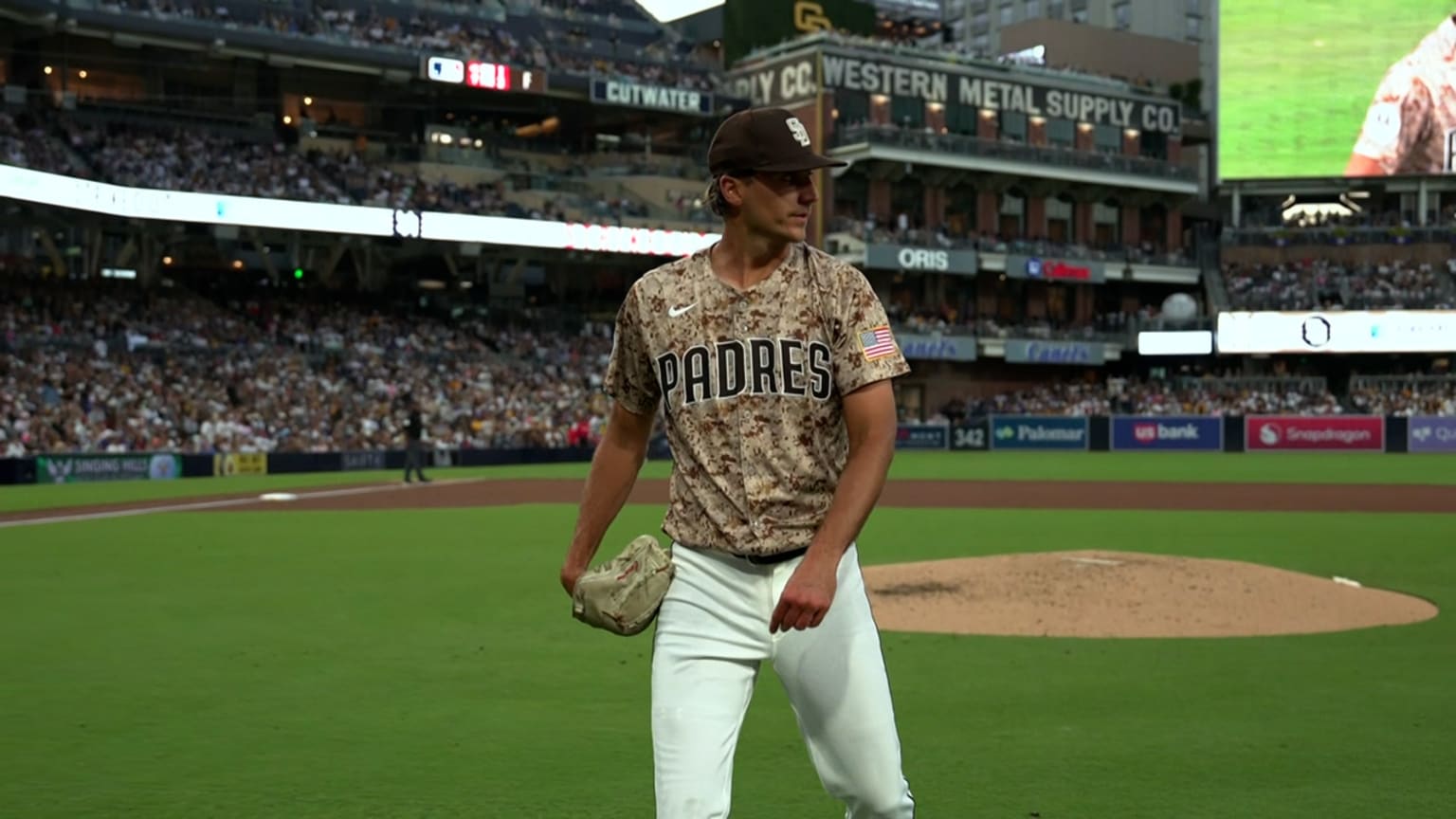 Kyle Hart strikes out Corey Seager | 07/06/2025 | San Diego Padres