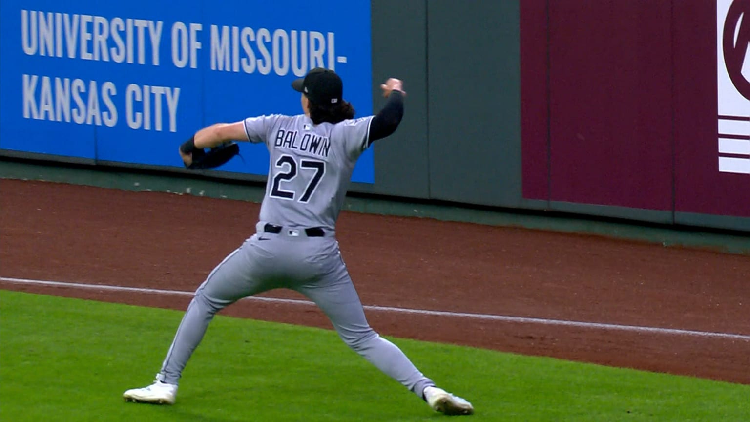 Brooks Baldwin nabs Vinnie Pasquantino at second base | 05/06/2025 ...