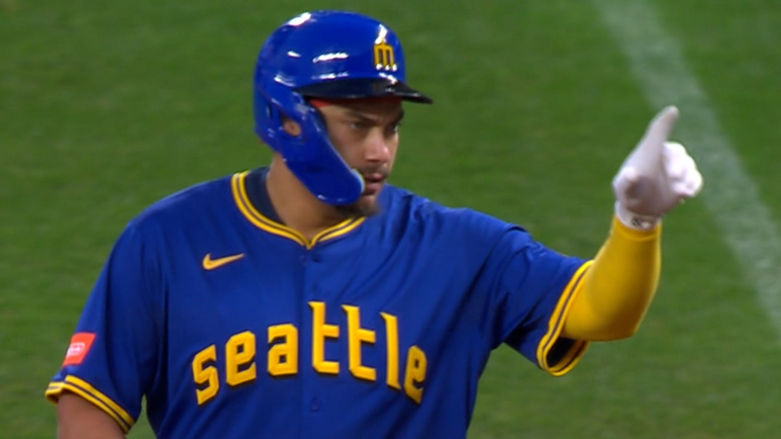 Josh Naylor extends hitting streak to 11 games | 09/25/2025 | MLB.com