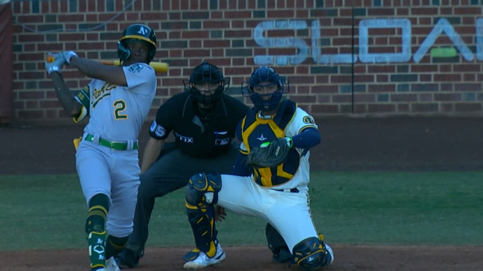 Lawrence Butler hits a double in the Fall Star Game | 11/06/2022 ...