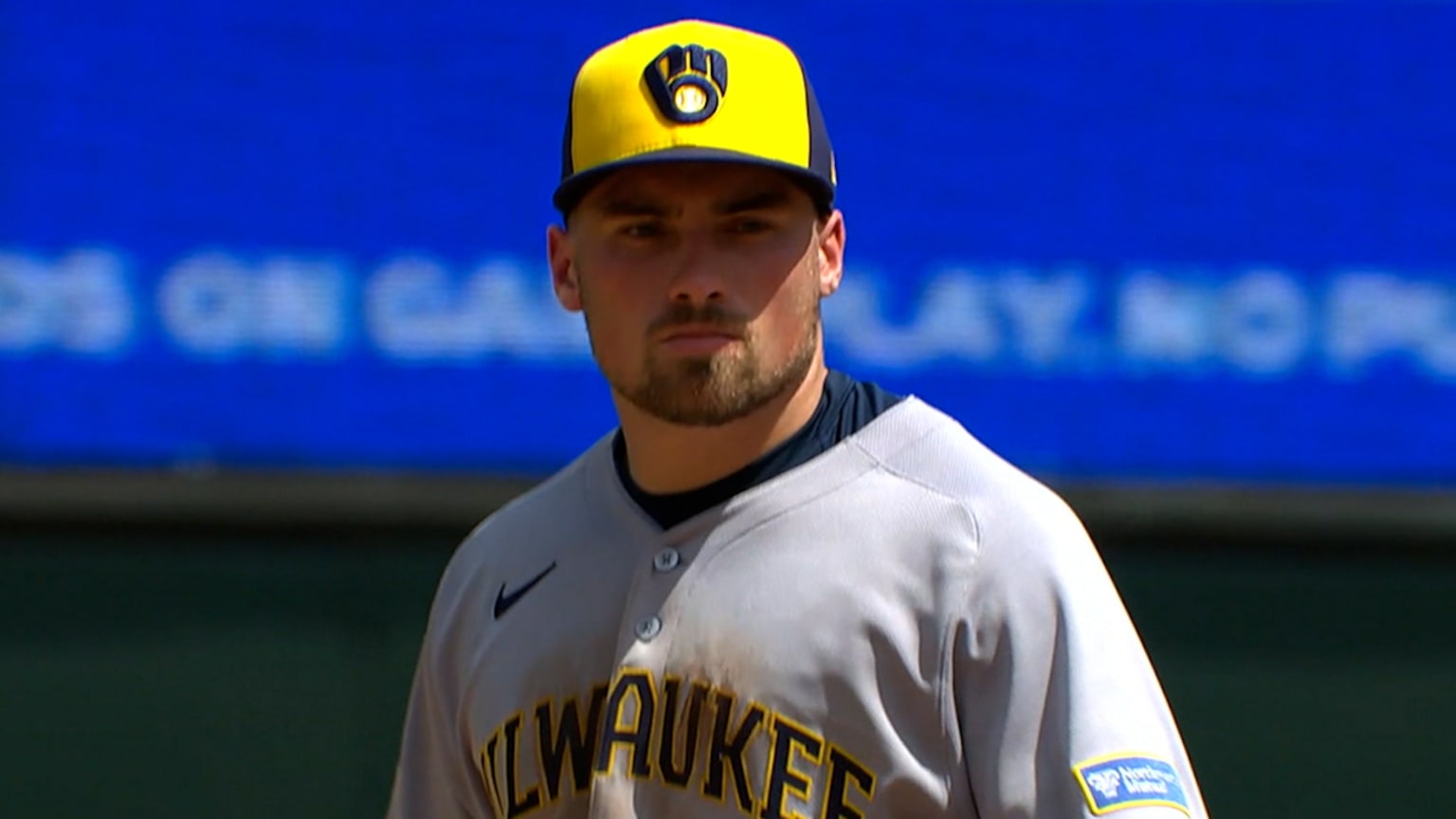 Caleb Durbin ejecuta gran jugada en el 6to | 21/06/2025 | Los Pirates ...