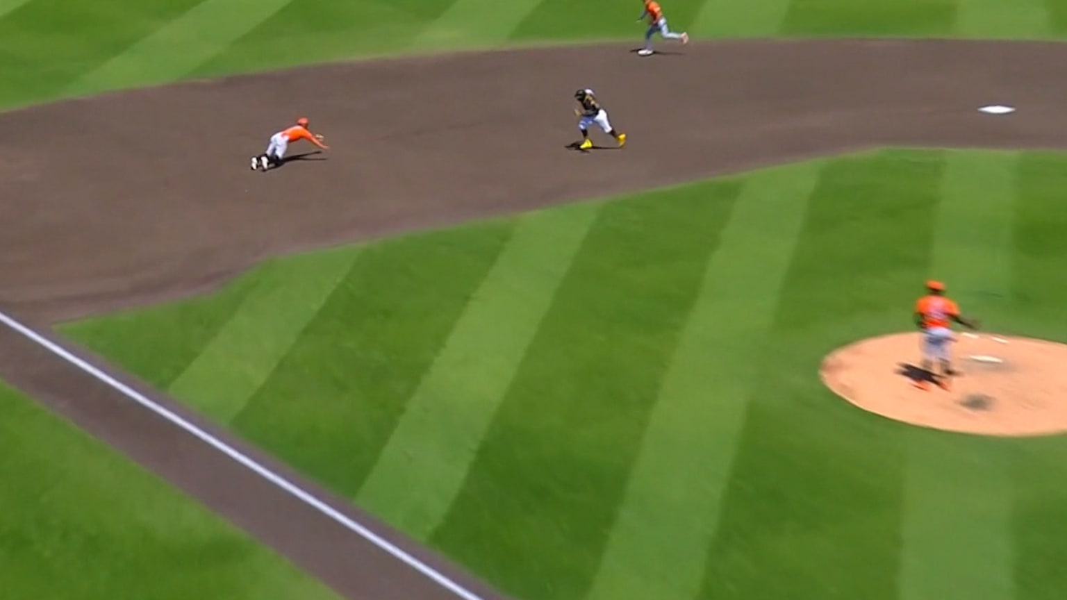 Vimael Machín makes a diving stop | 03/22/2025 | Baltimore Orioles