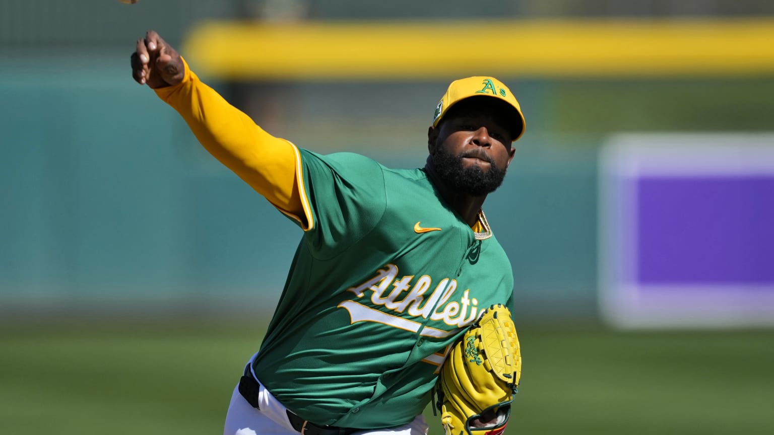 Luis Severino makes first spring start with the A's | 27/02/2025 ...