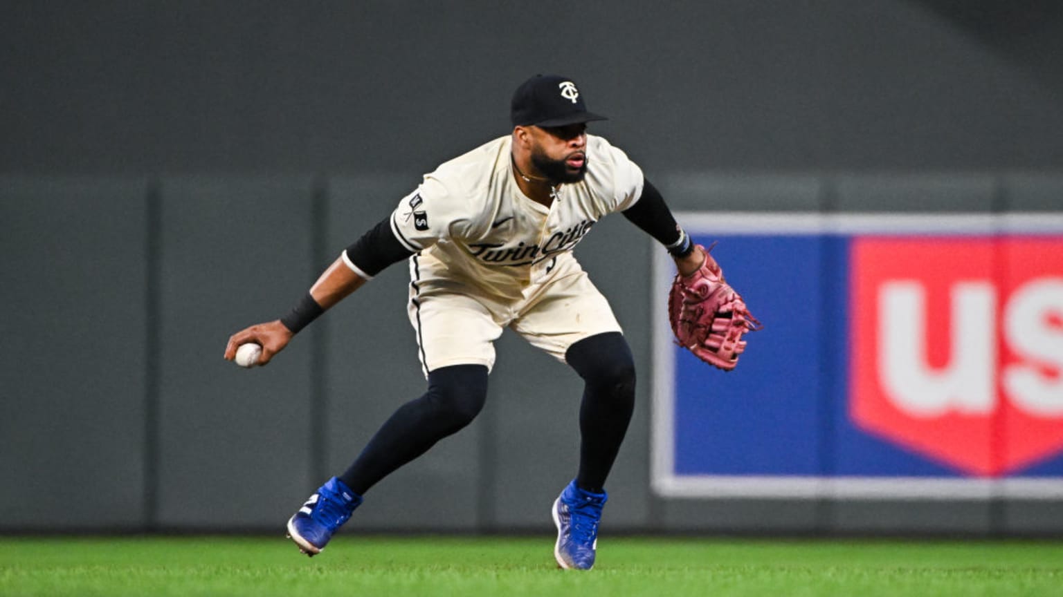 Carlos Santana wins Gold Glove Award | 11/04/2024 | Minnesota Twins
