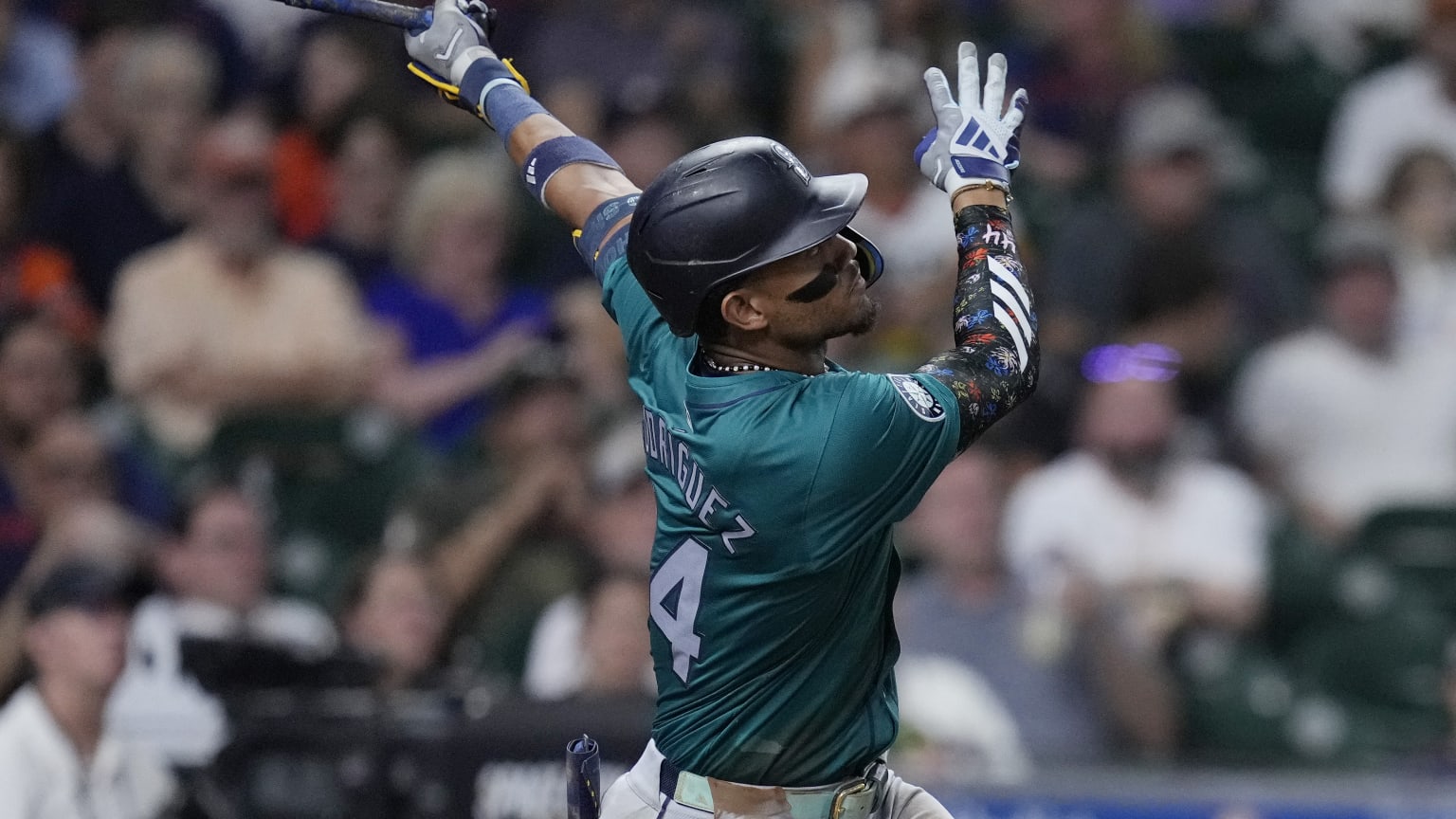 Julio Rodríguez produce con doble | 23/09/2024 | Los Mariners de Seattle