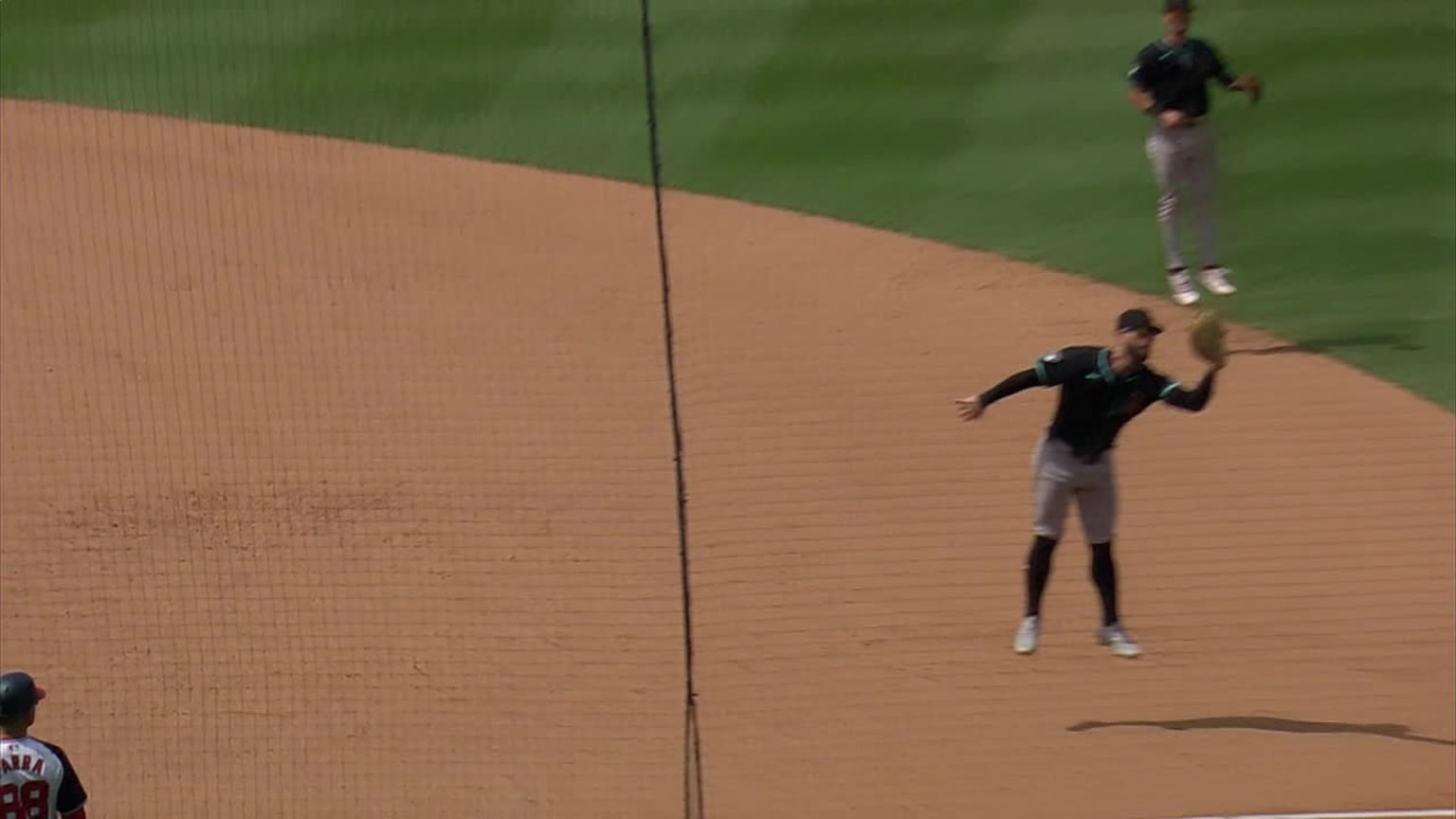 Christian Walker's leaping grab to end the game | 06/20/2024 | Arizona Diamondbacks