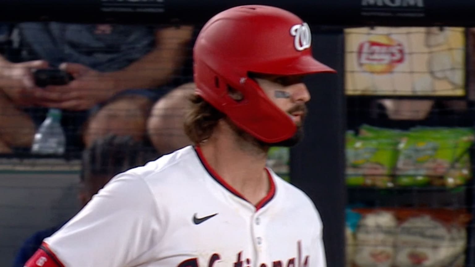 Jesse Winker walks with the bases loaded | 06/03/2024 | Washington ...