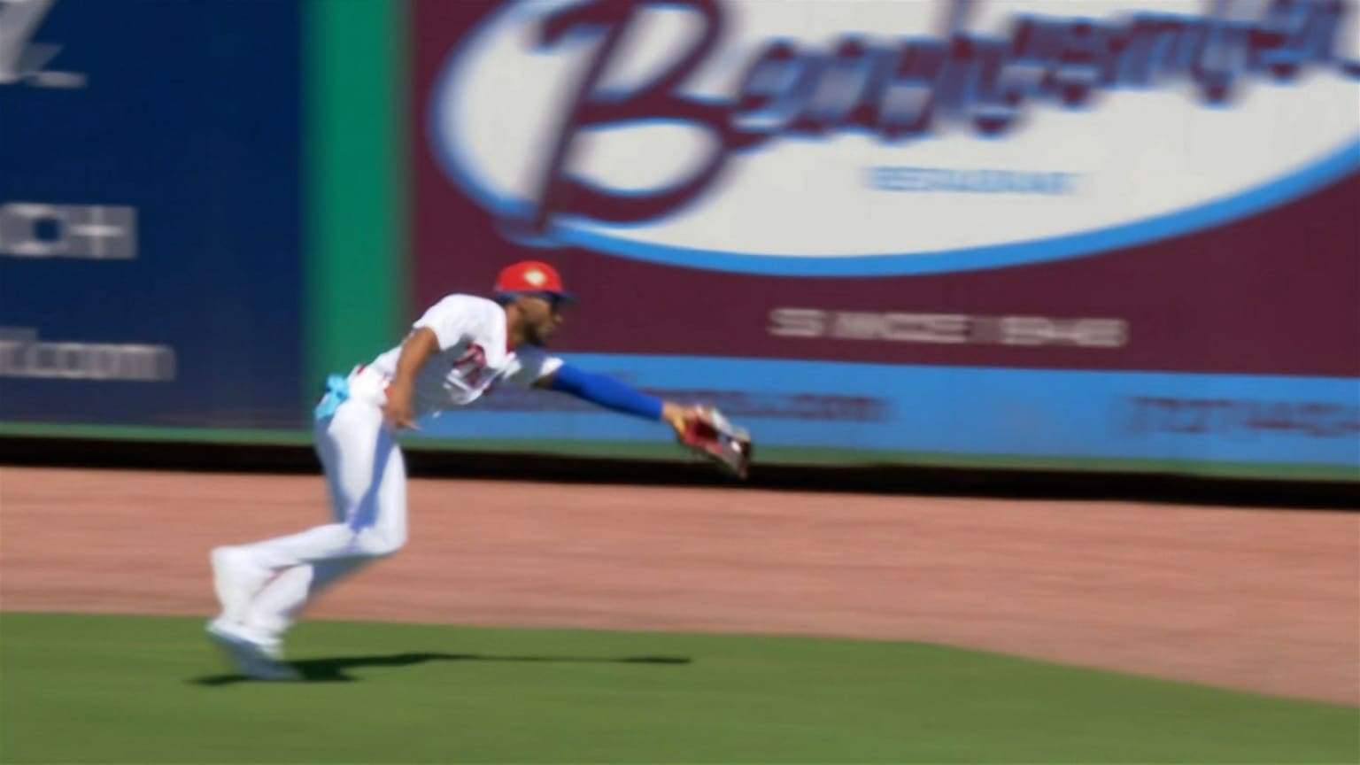 Johan Rojas' diving catch in center field | 03/04/2026 | Philadelphia ...