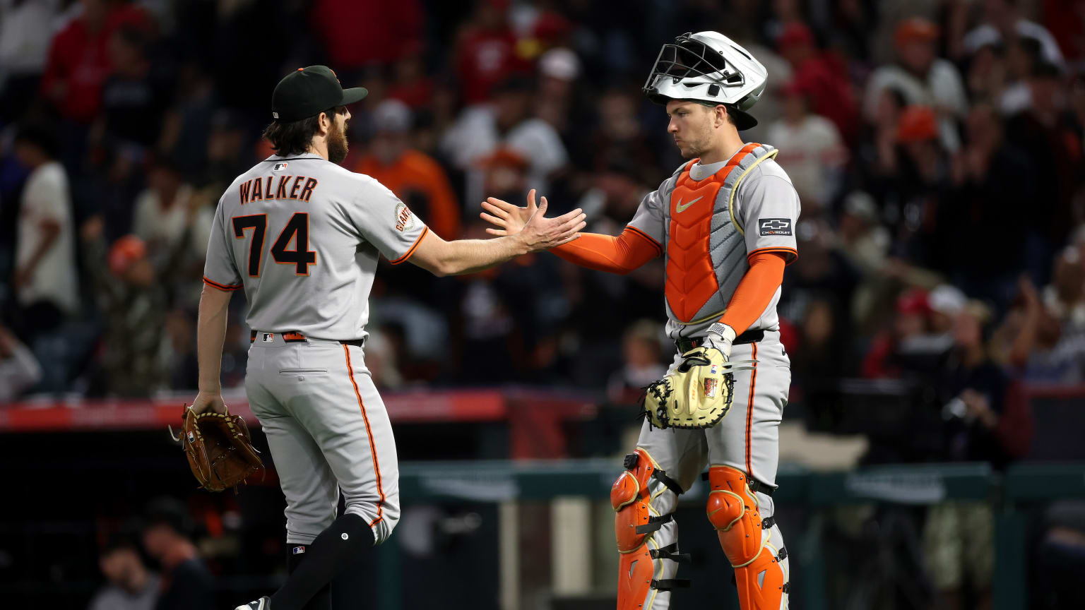 Ryan Walker earns the save | 04/19/2025 | San Francisco Giants