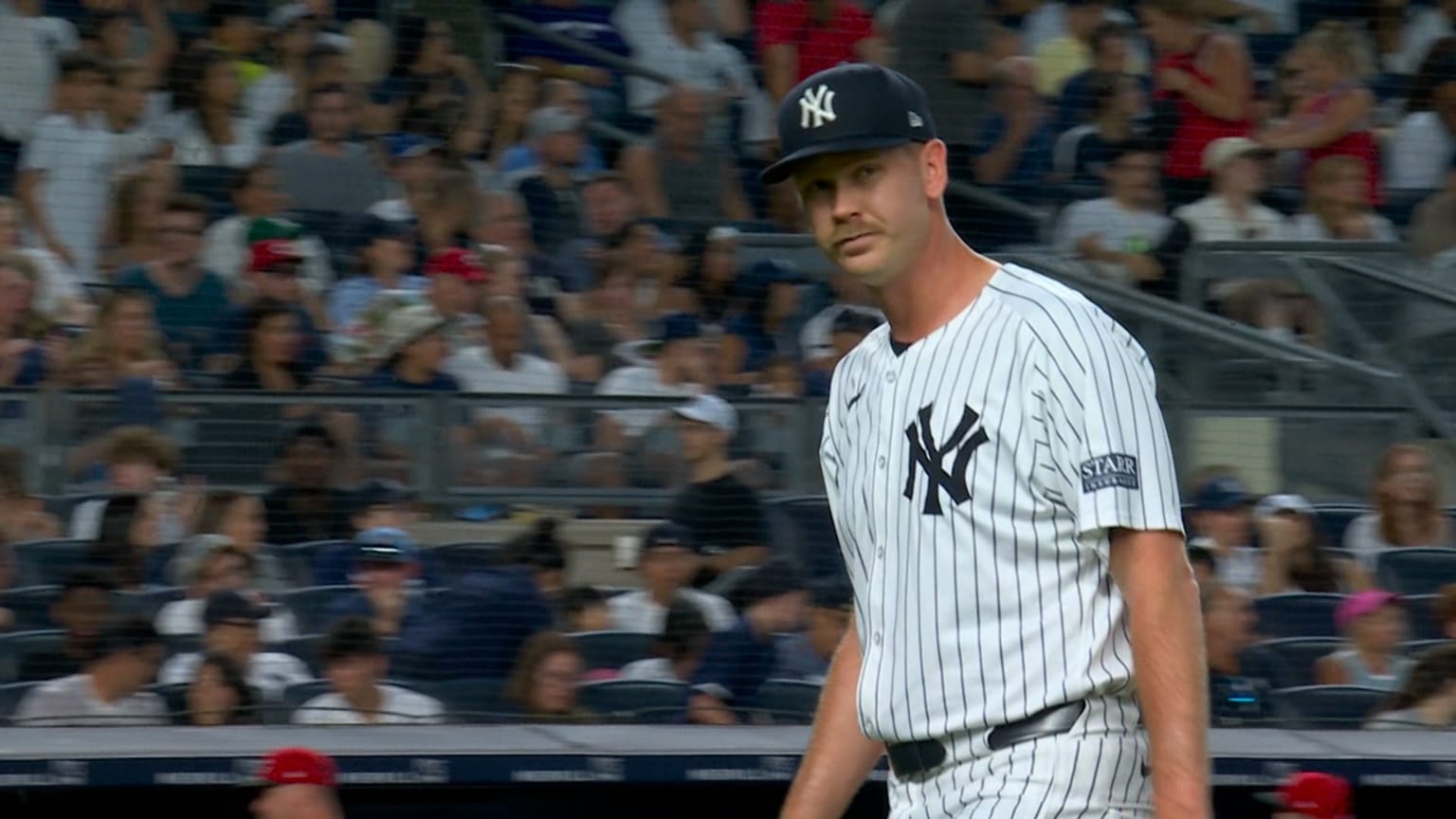 Michael Tonkin escapes a jam | 07/03/2024 | New York Yankees