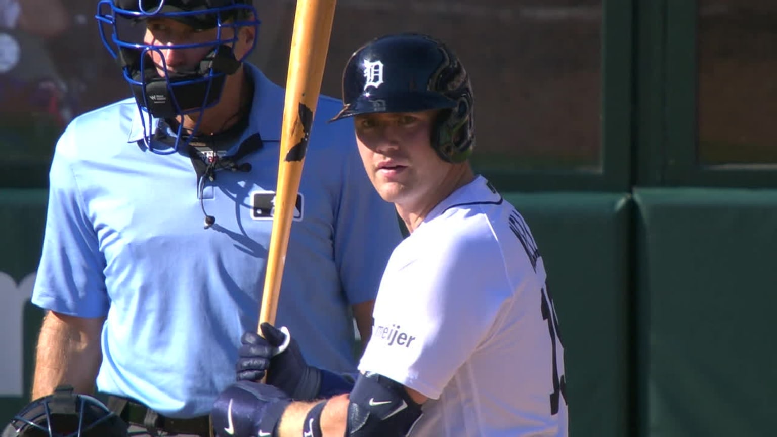 Carson Kelly drills a two-run single to left field | 09/30/2023 ...