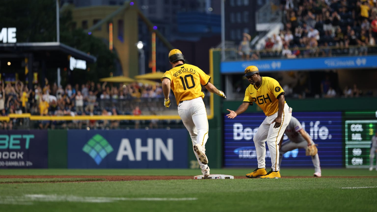 Bryan Reynolds' three-run home run (9) | 06/27/2025 | Pittsburgh Pirates