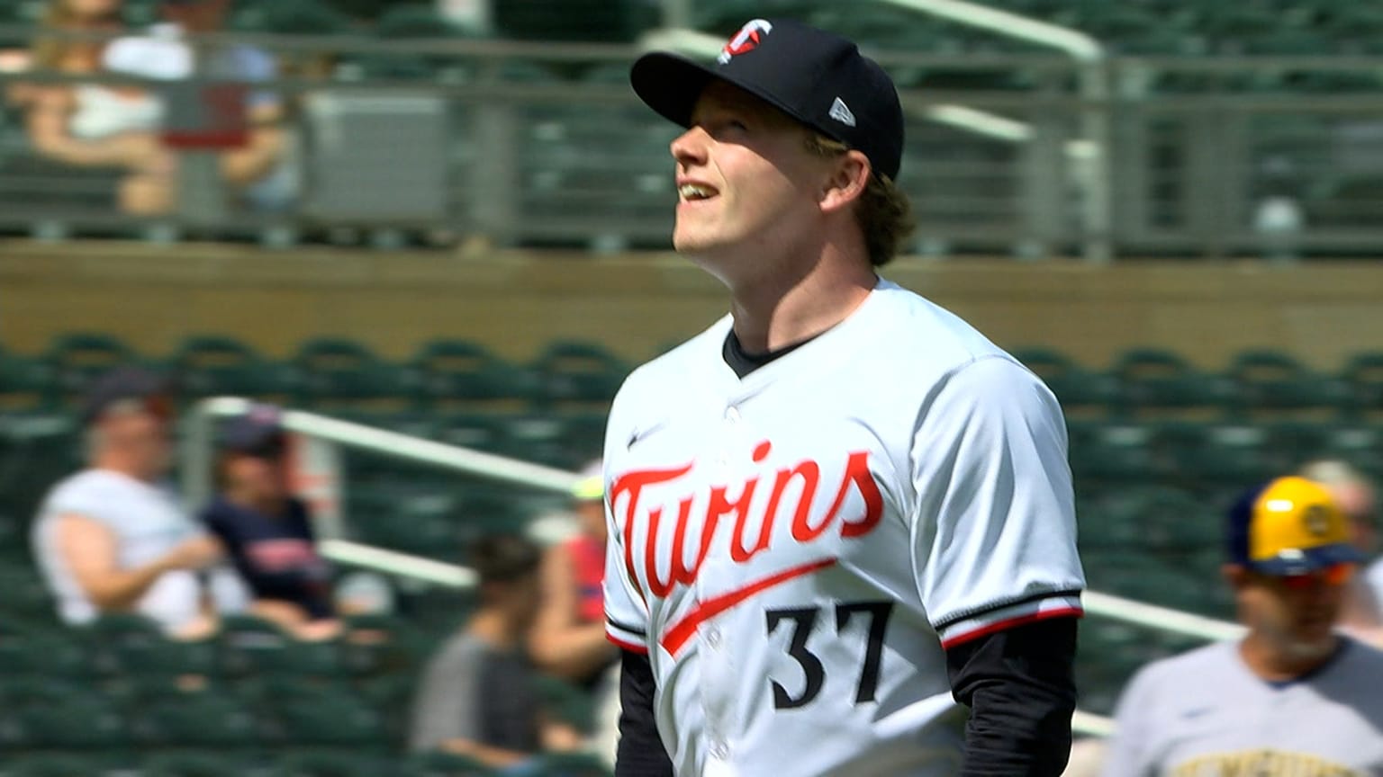 Louis Varland's tenacious play | 06/21/2025 | Minnesota Twins