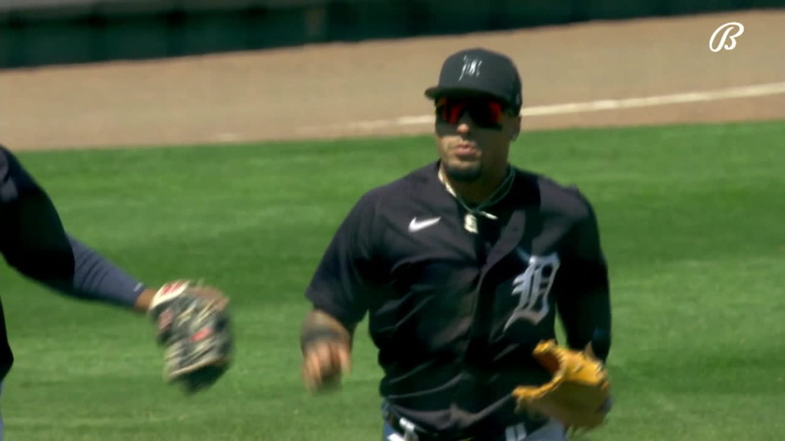 Javier Báez's strong throw from short ends the 4th | 03/20/2023 | Detroit Tigers