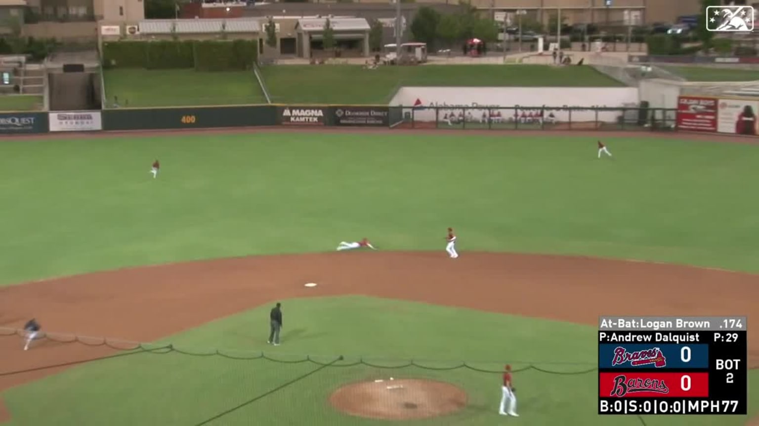 Colson Montgomery lays out for diving play | 08/25/2022 | MLB.com