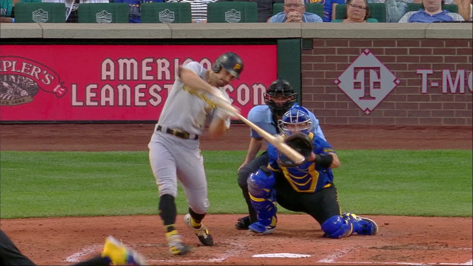 Bryan Reynolds hits a two-run triple in the 5th | 05/26/2023 ...