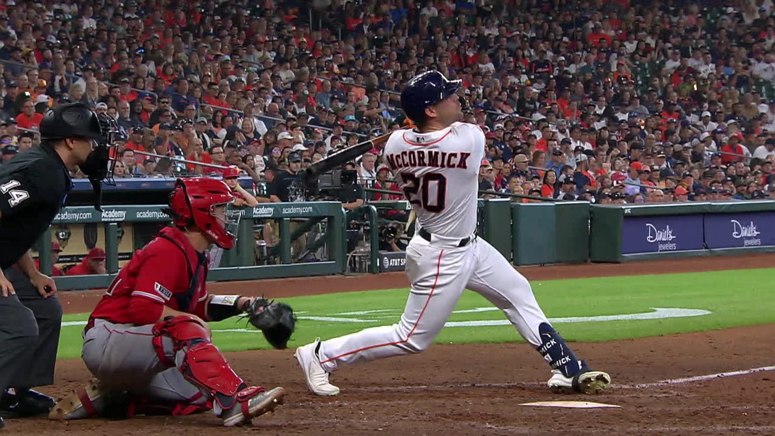 Chas McCormick belts a solo home run in the 7th | 06/03/2023 | MLB.com