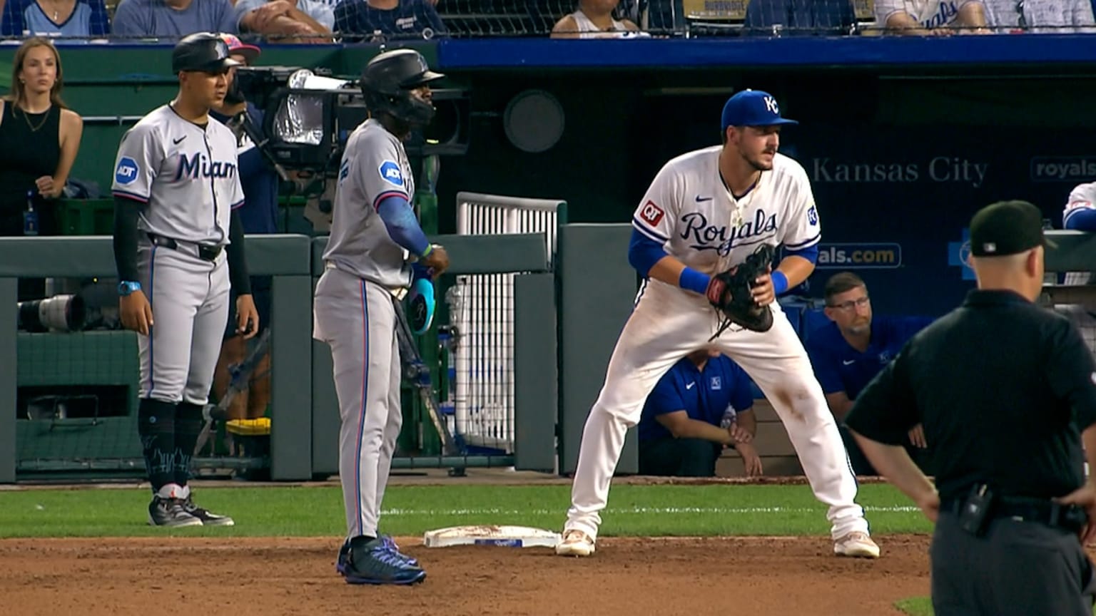 Nick Gordon anota la del despegue | 25/06/2024 | Los Marlins de Miami