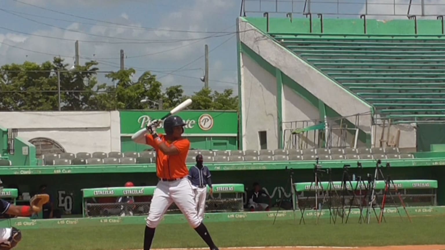 Top International Prospects: Raymond Mola, OF | 09/29/2022 | MLB.com