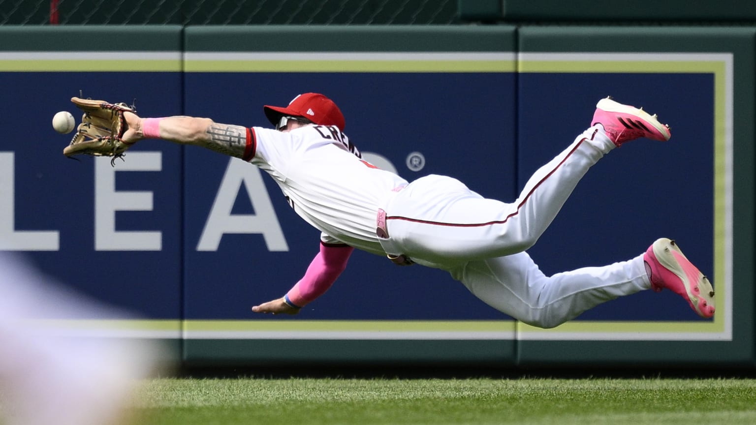 Dylan Crews' incredible diving catch | 05/11/2025 | MLB.com