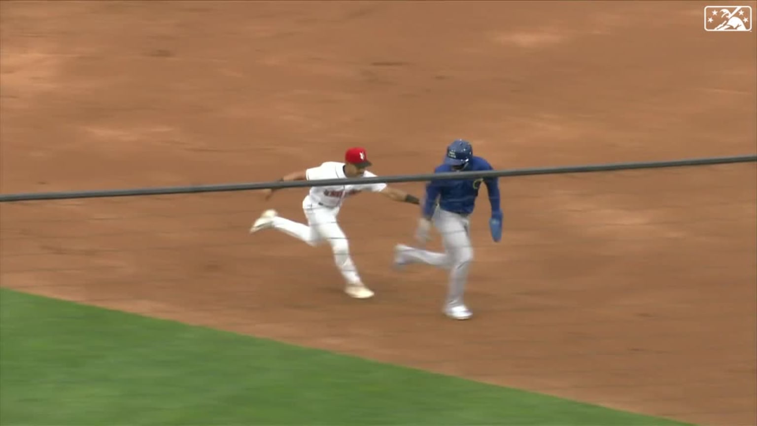 Henry Davis makes a great throw to nab runner | 06/07/2023 | MLB.com
