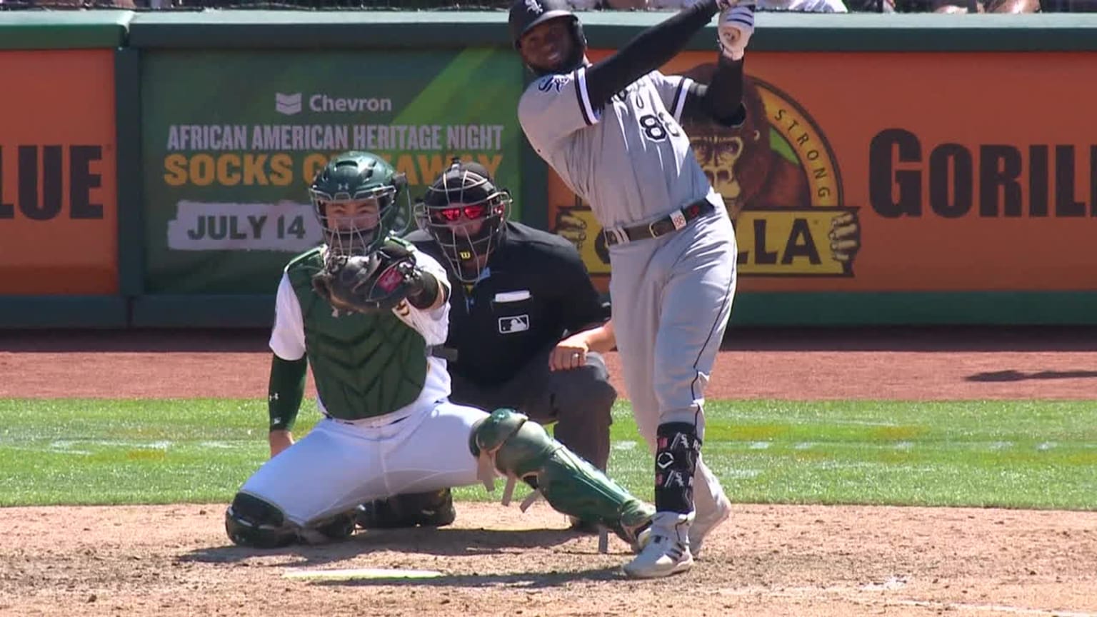 Luis Robert Jr. goes 3-5 with a double | 07/01/2023 | Chicago White Sox