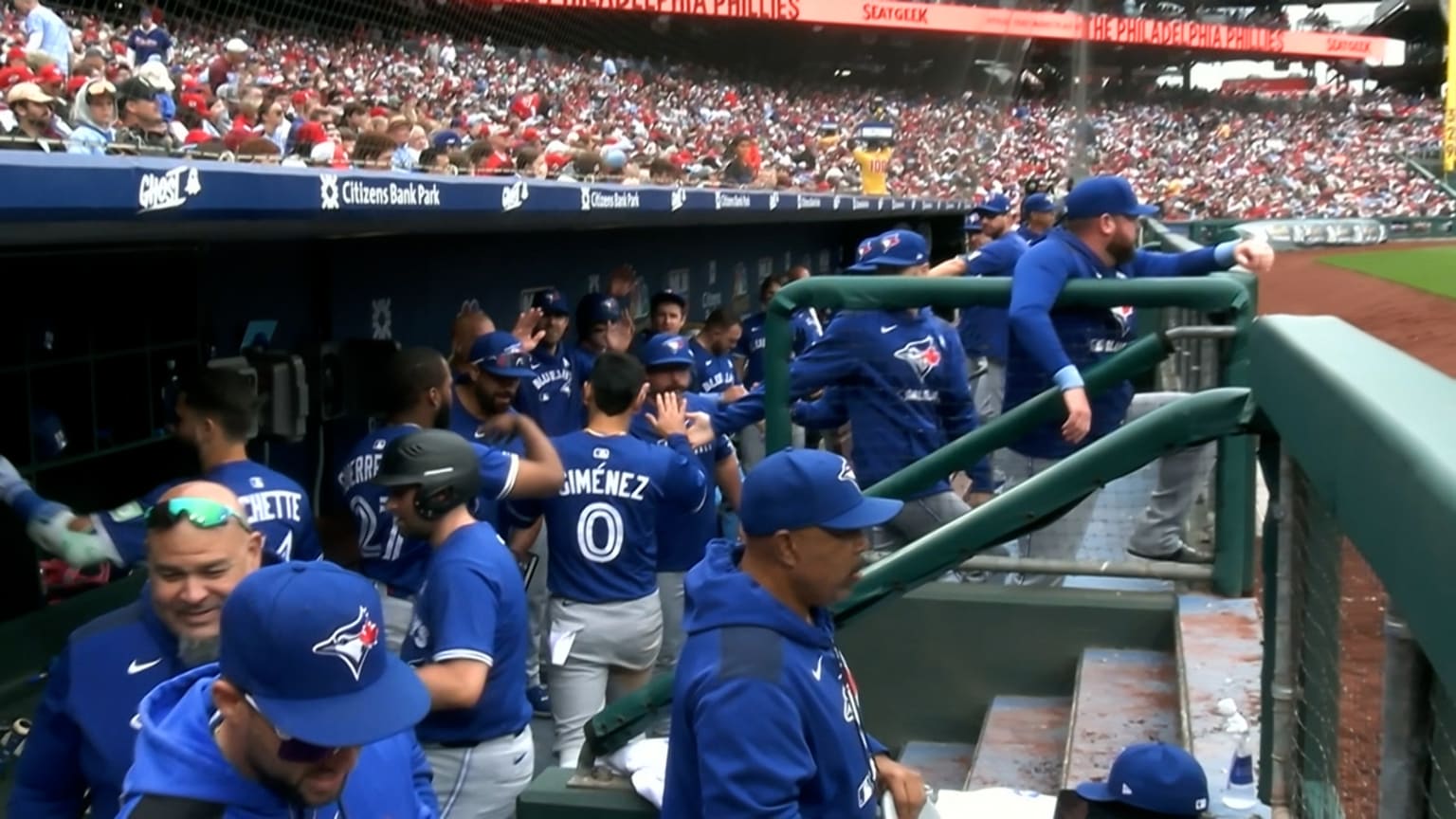 Alan Roden's sacrifice fly | 06/15/2025 | Toronto Blue Jays