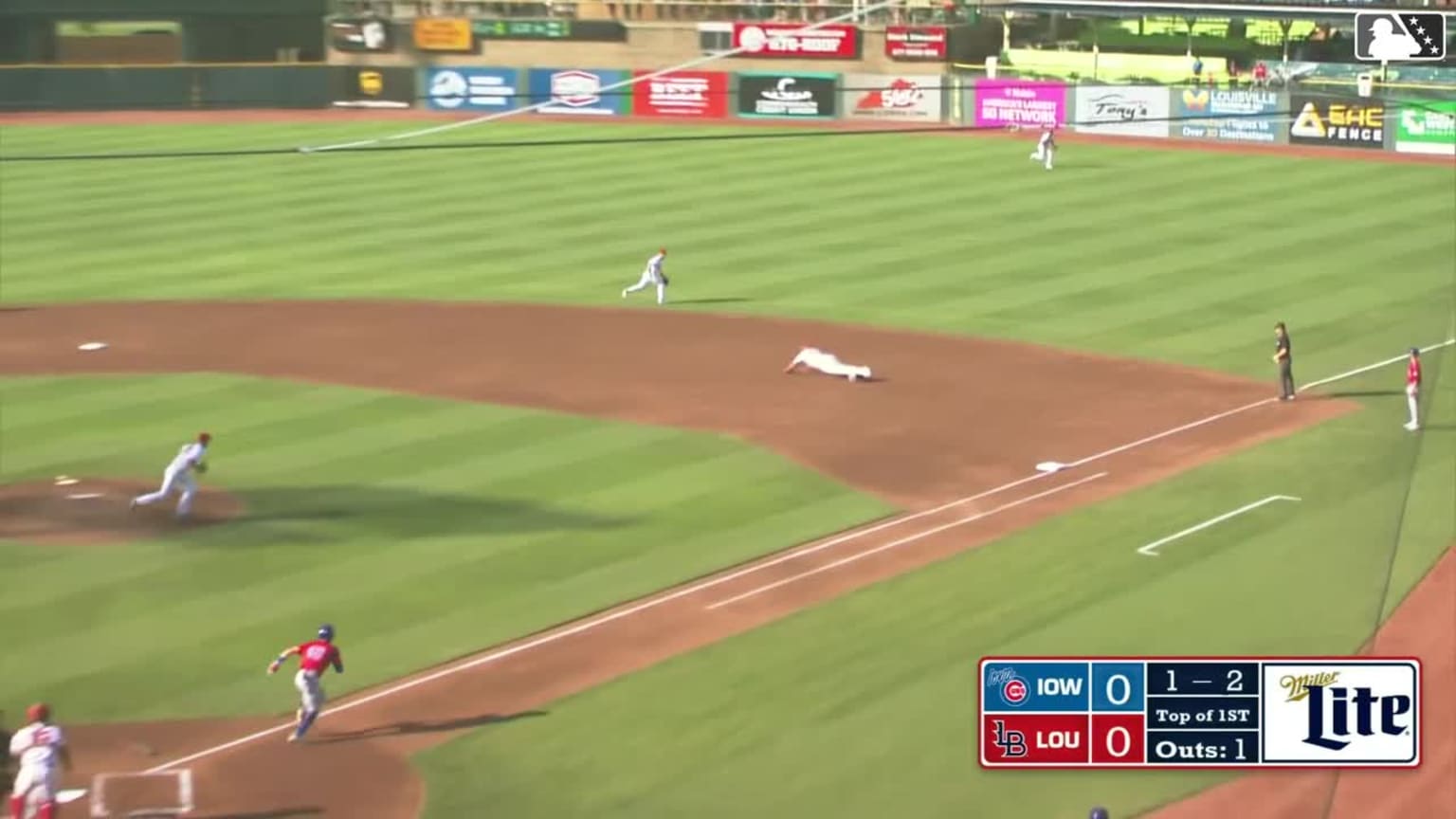 Edwin Rios' diving stop | 05/31/2024 | Cincinnati Reds