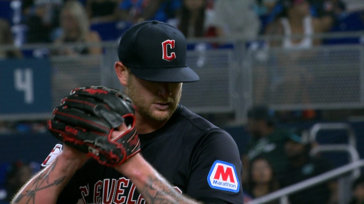 Ben Lively lanza cinco innings sin tolerar carreras | 08/06/2024 | Los ...
