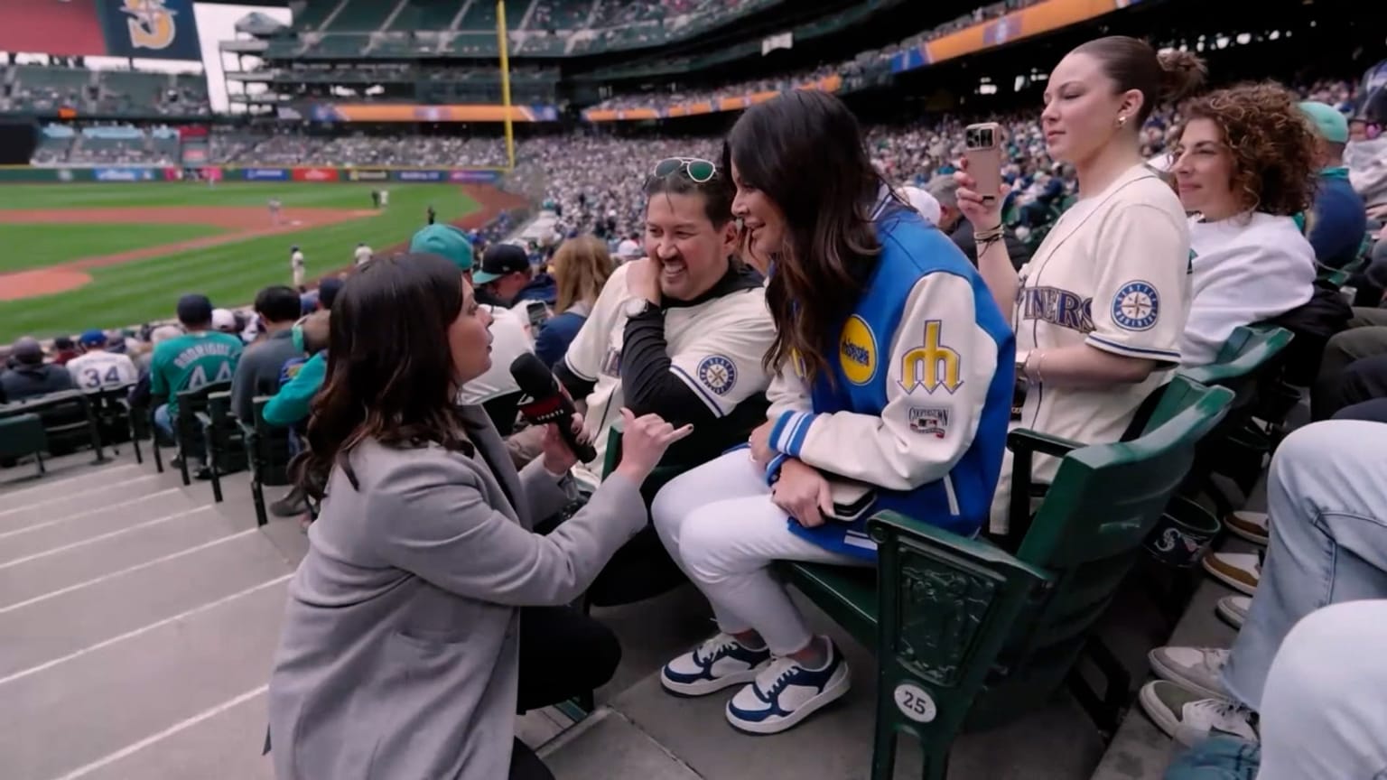 Logan Evans' parents on their son making MLB debut | 04/27/2025 ...
