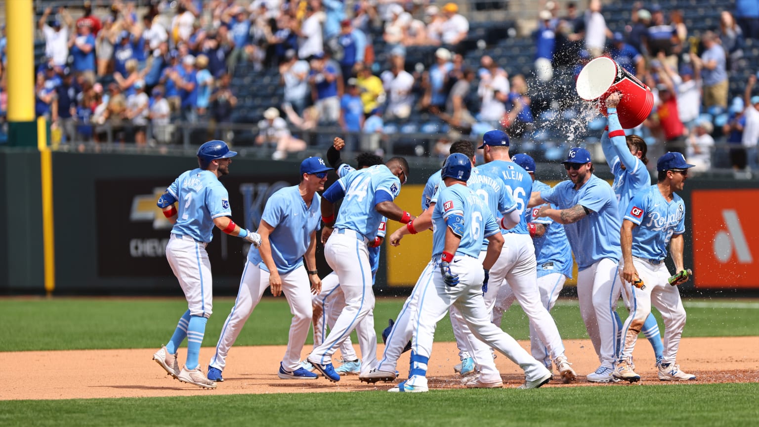 Nick Loftin walks it off with a sacrifice fly in 9th | 06/02/2024 ...