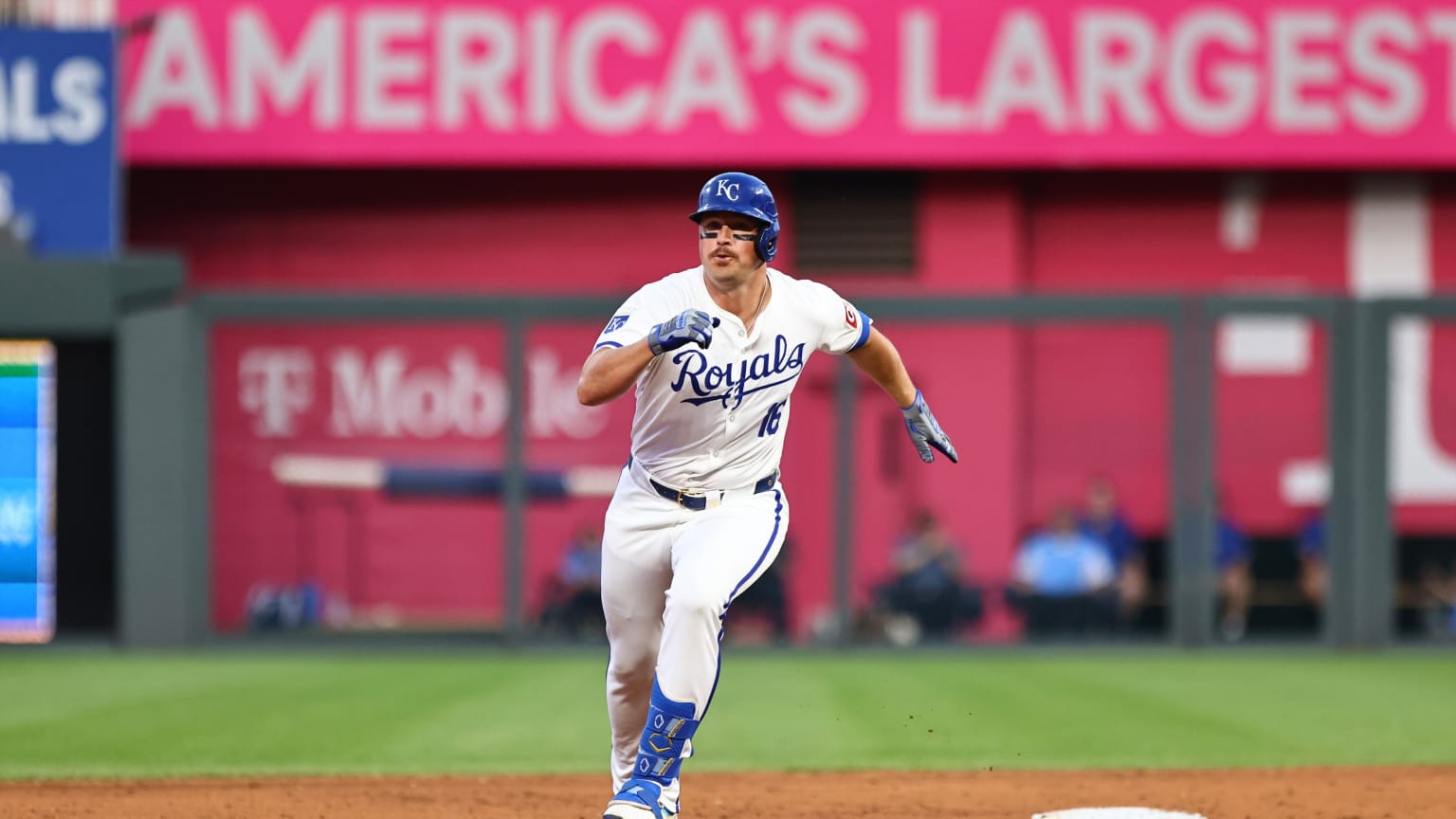 Hunter Renfroe's two-run double | 05/20/2024 | Kansas City Royals