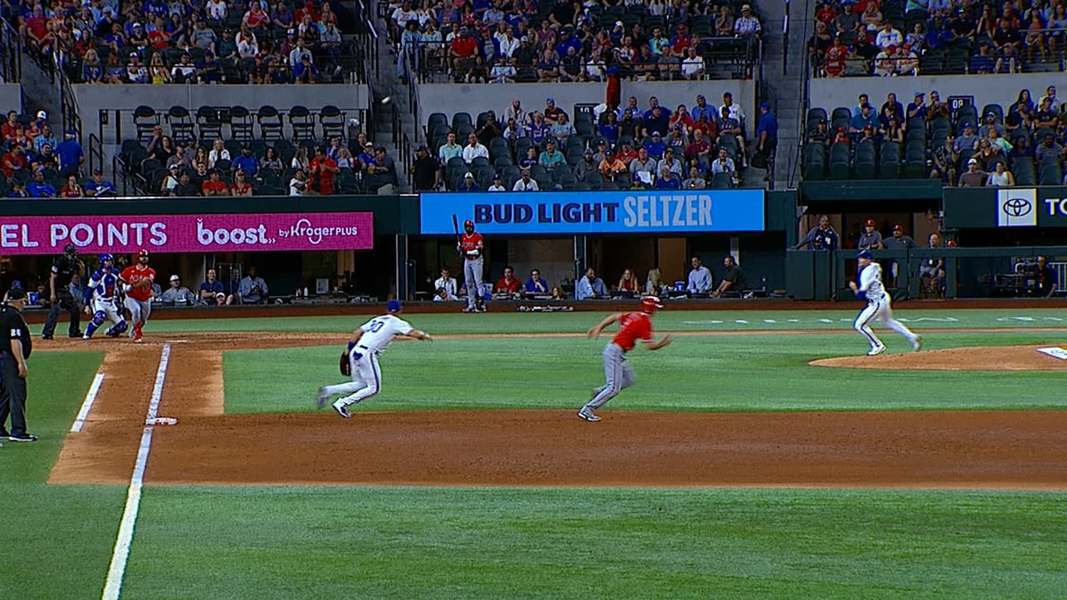 Mike Ford rips an RBI single to right field | 09/20/2022 | Seattle Mariners