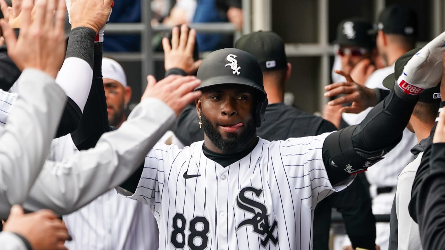 Luis Robert Jr.'s two-run home run (1) | 03/30/2024 | Chicago White Sox