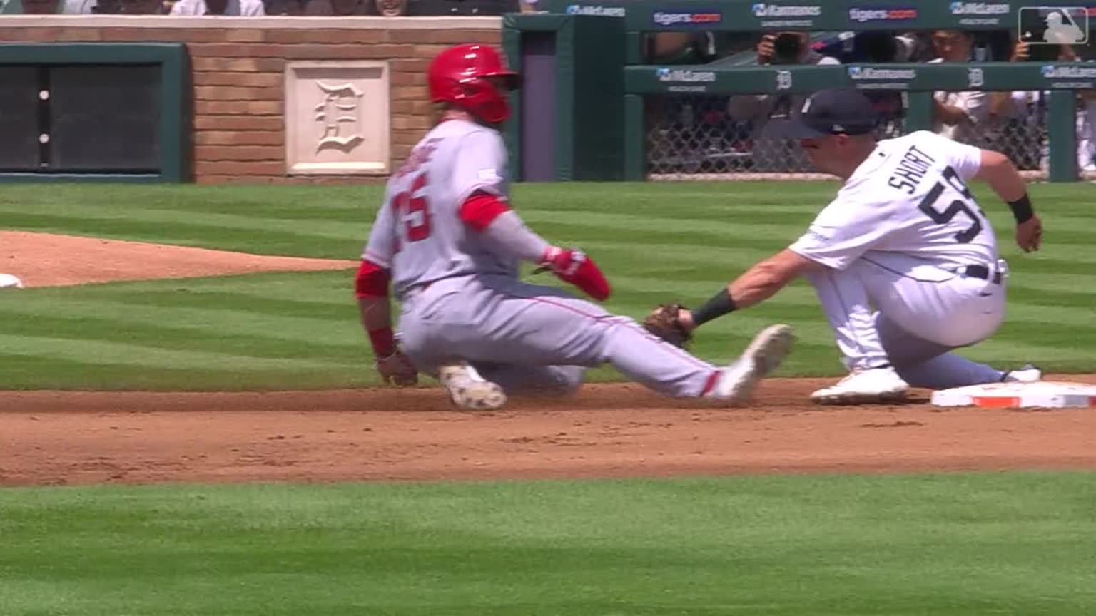 Tigers nab Trey Cabbage in the 4th inning | 07/27/2023 | Detroit Tigers