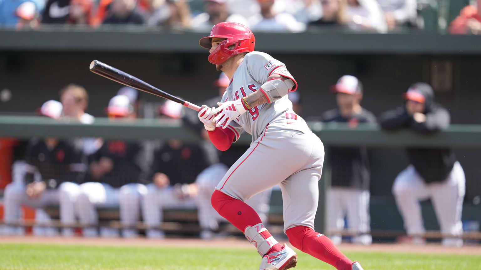 Zach Neto lines an RBI single to left field | 03/31/2024 | Los Angeles ...
