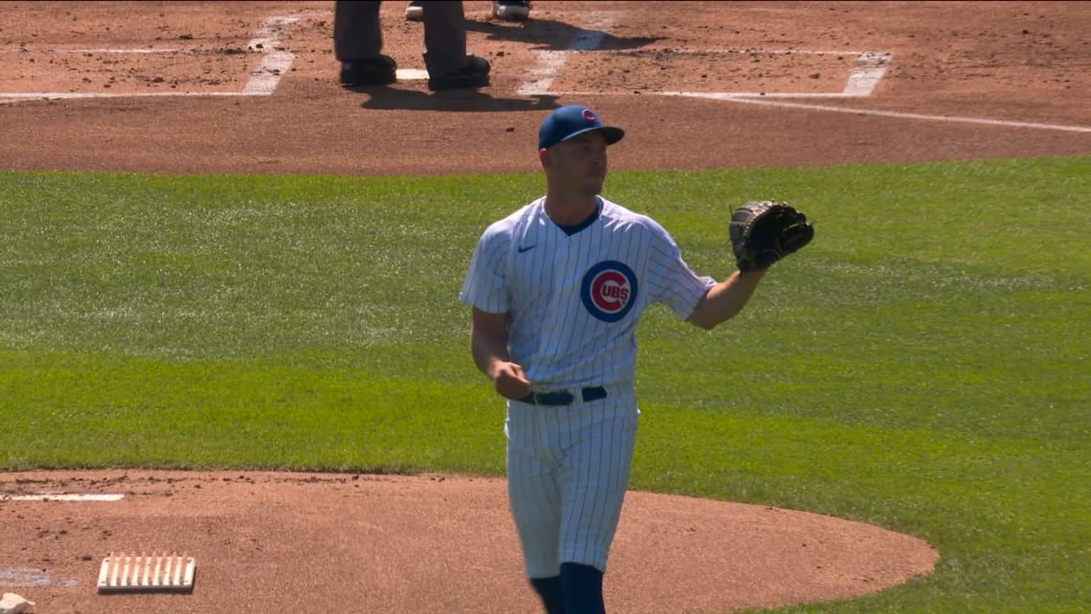 Adrian Sampson fans Jake Fraley in the 2nd inning | 09/08/2022 ...