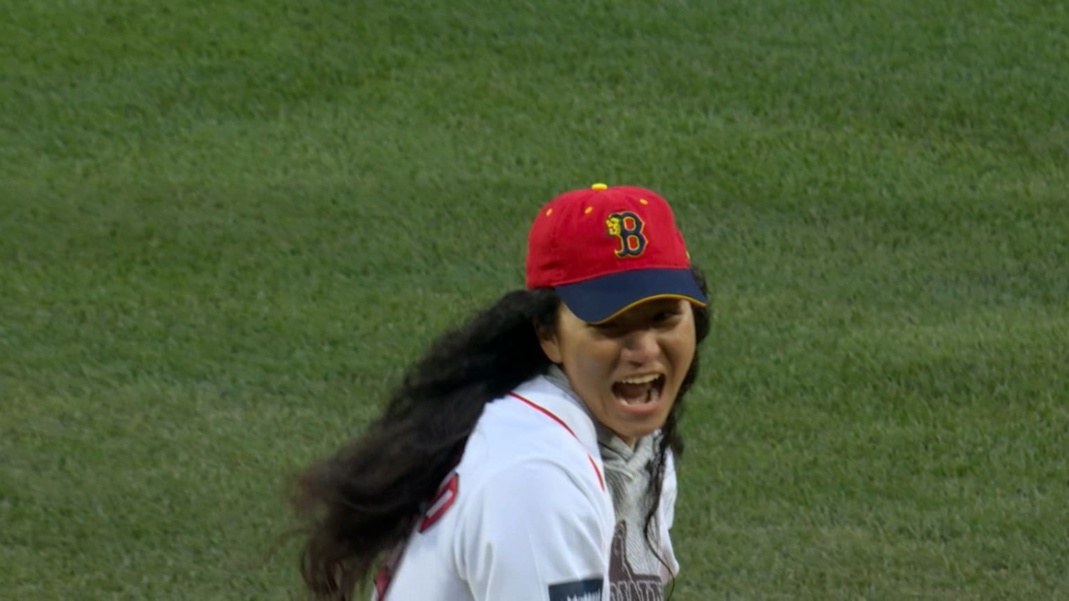 Olivia joins the broadcast after first pitch | 05/03/2023 | Boston Red Sox