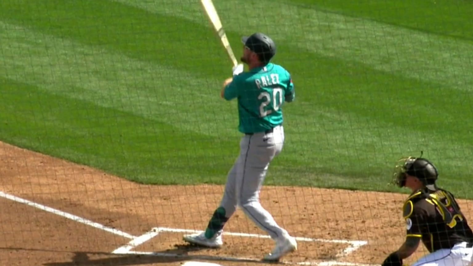 Luke Raley's first Spring Training homer | 02/28/2026 | Seattle Mariners