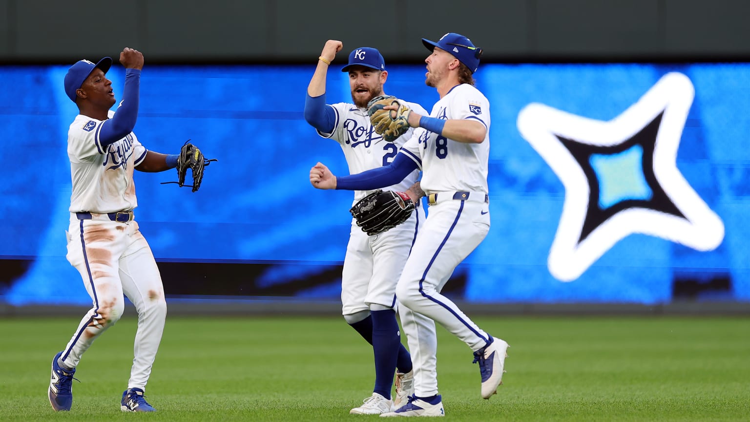 Daniel Lynch IV secures Royals' doubleheader sweep | 04/24/2025 ...