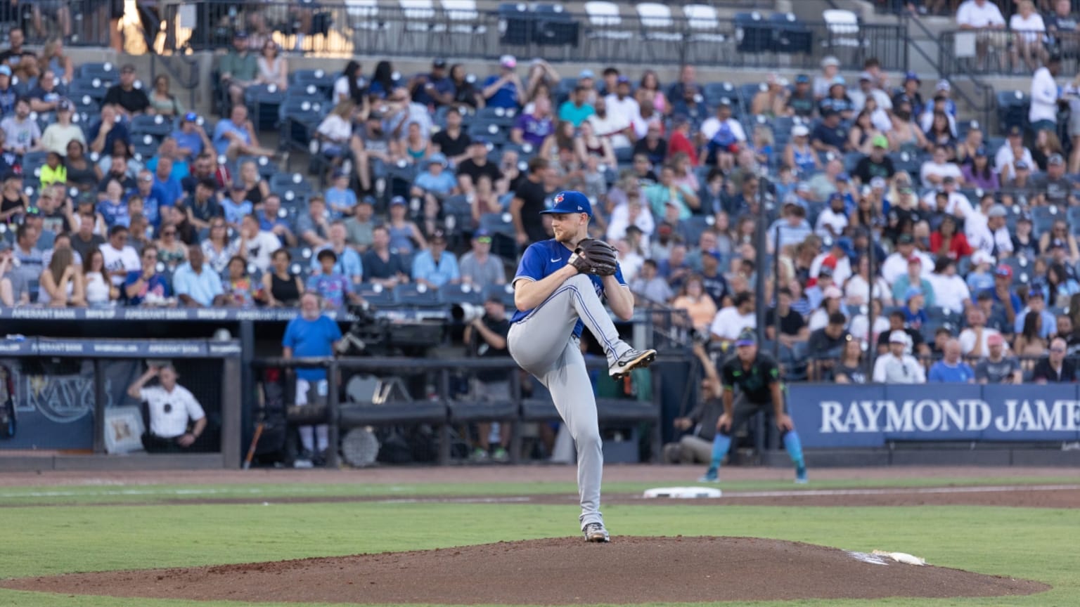 Eric Lauer strikes out Yandy Díaz | 05/23/2025 | Toronto Blue Jays