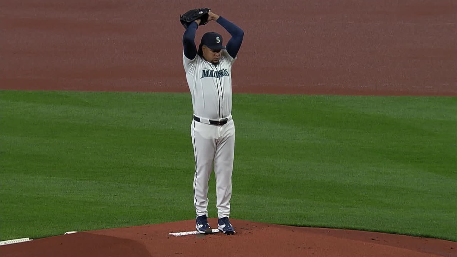 Luis Castillo strikes out five | 03/28/2024 | Seattle Mariners