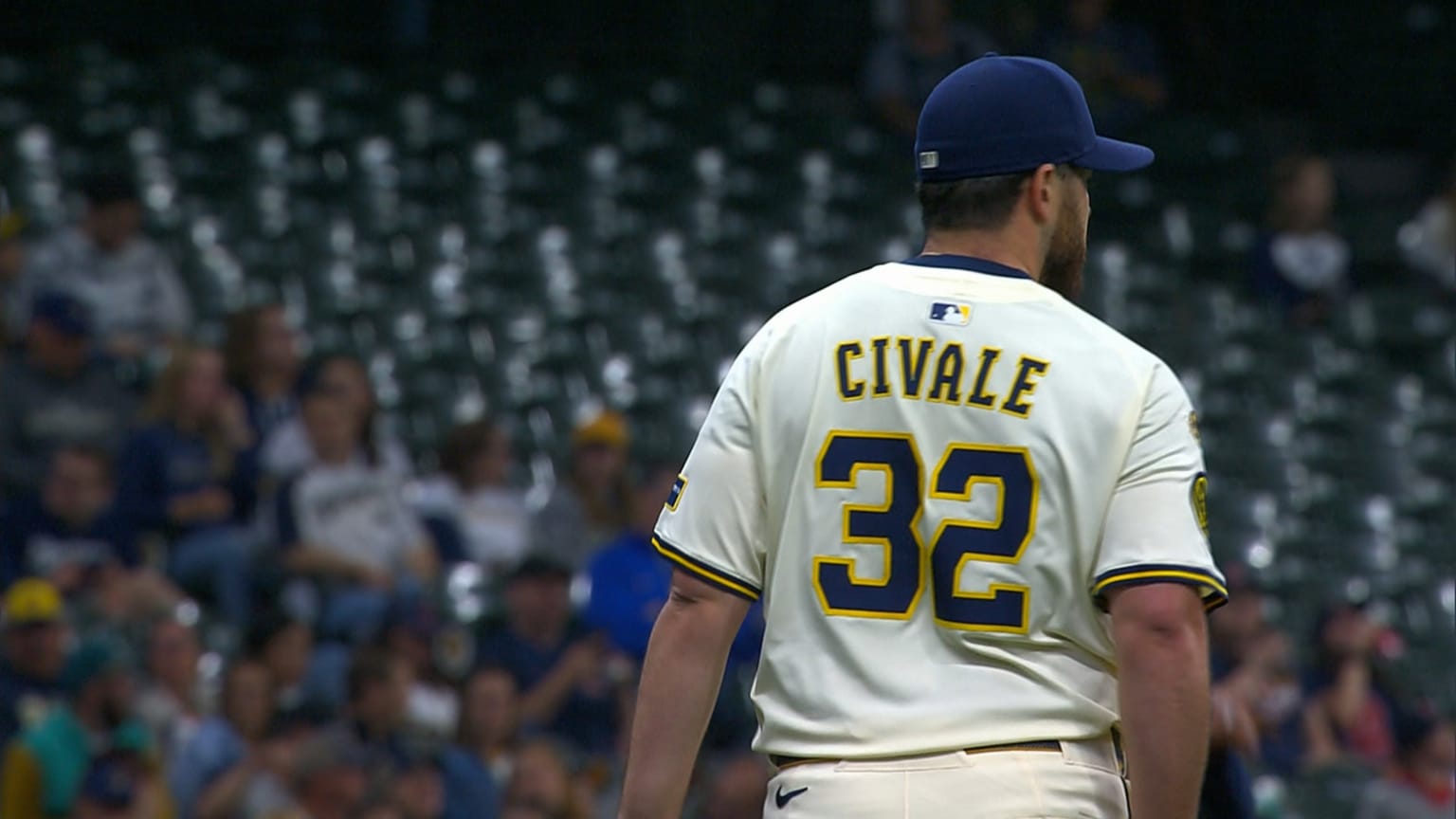 Aaron Civale fans Jarren Duran | 05/27/2025 | Milwaukee Brewers