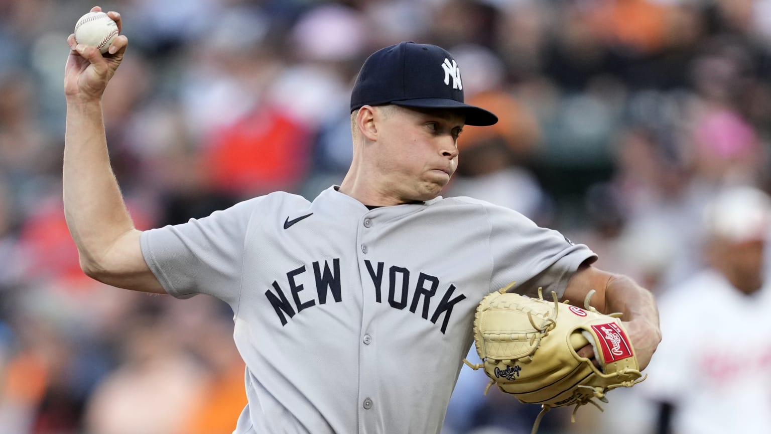 Will Warren escapes early jam with a K | 04/28/2025 | New York Yankees