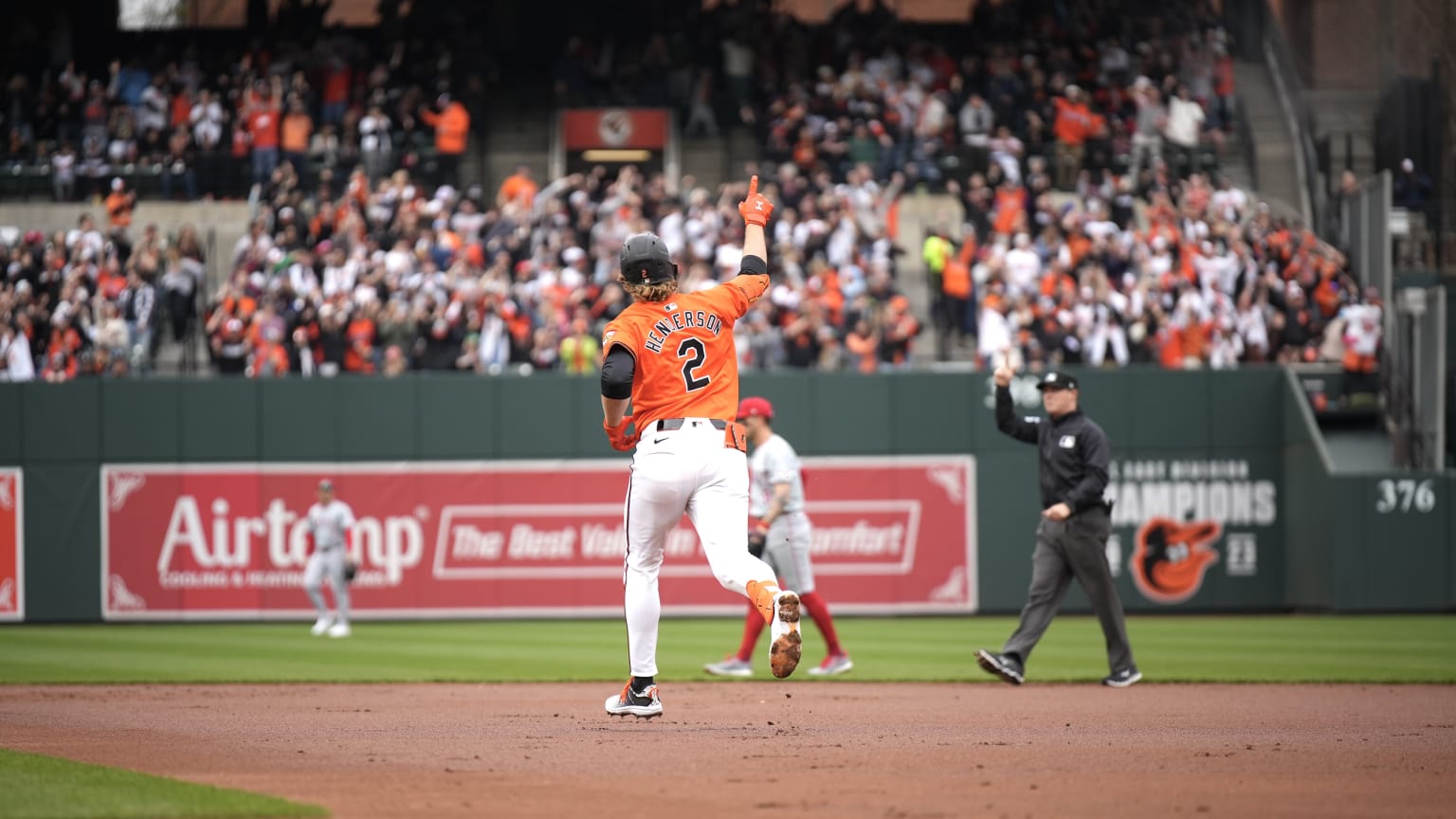 Gunnar Henderson's solo home run (1) | 03/30/2024 | MLB.com