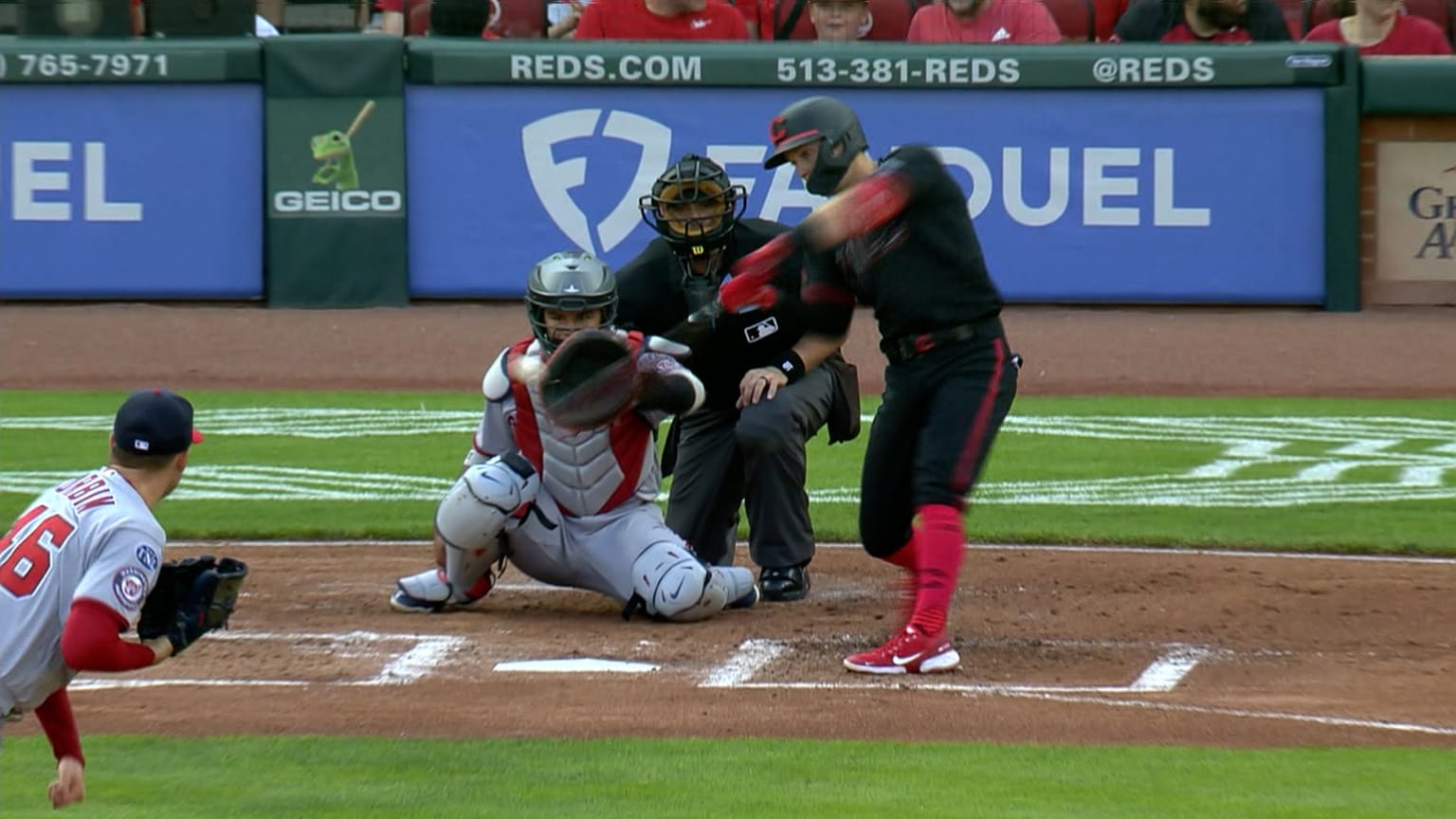 Matt McLain on Gavin Lux, manager Terry Francona | 01/08/2025 ...