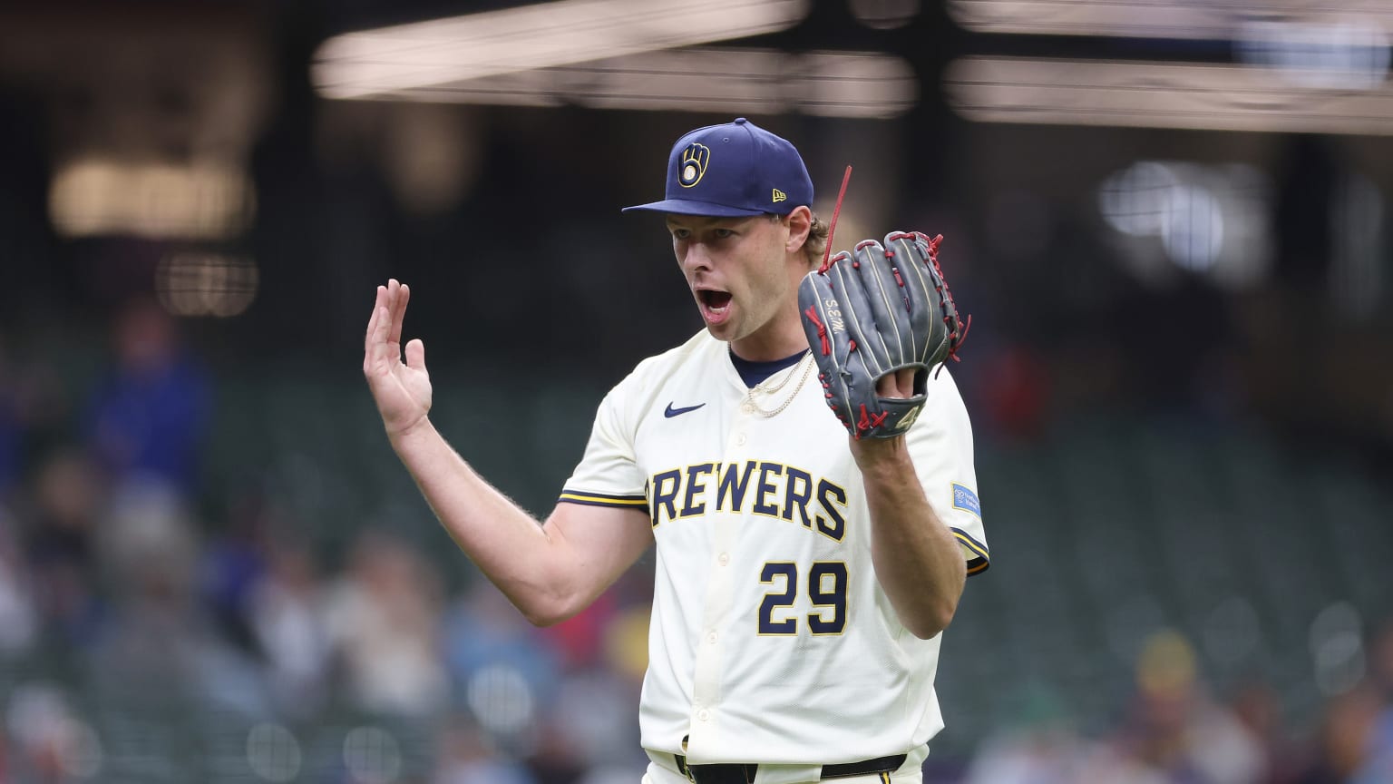 Trevor Megill strands the go-ahead run at second | 04/02/2025 ...