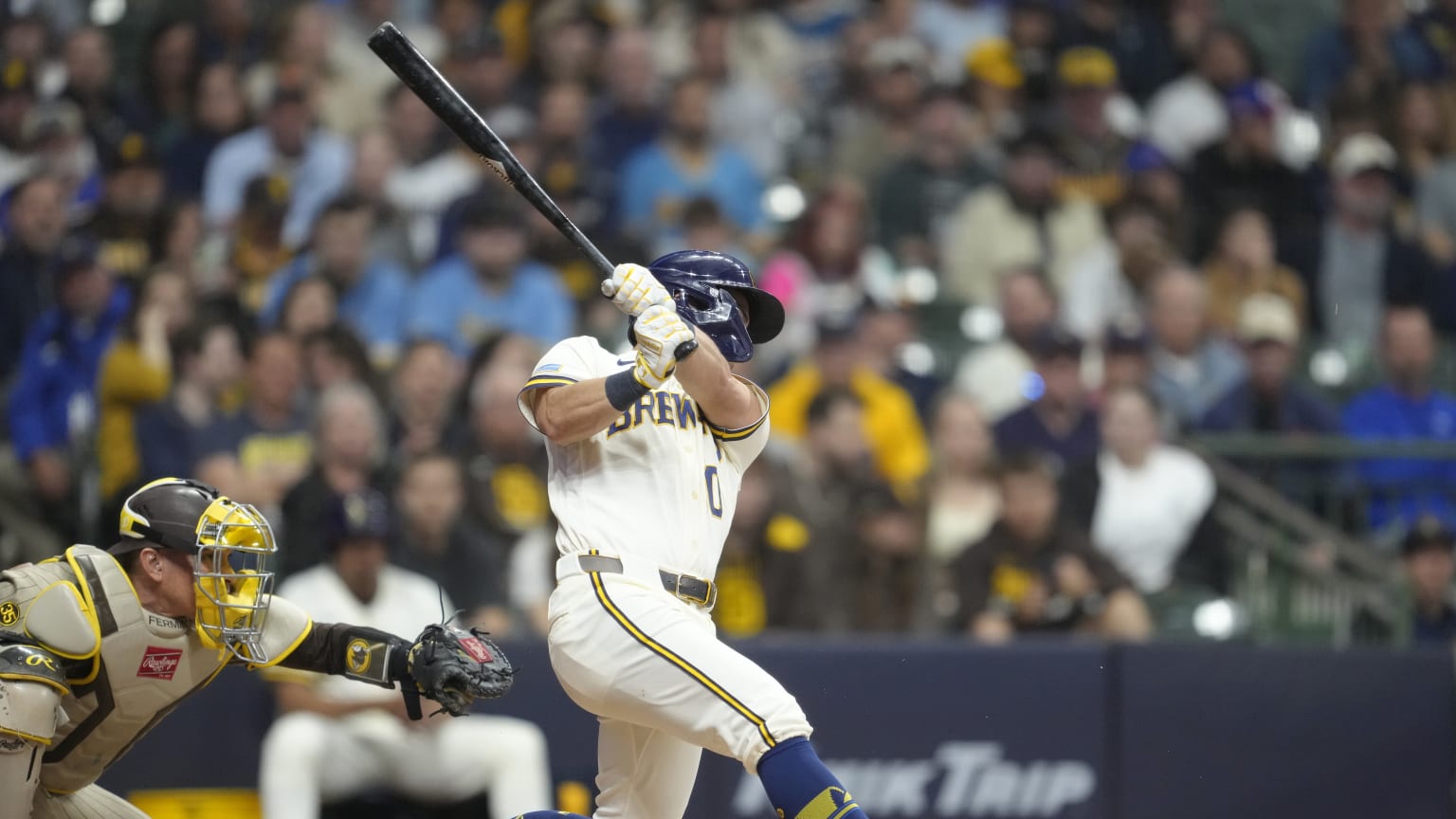 Sal Frelick's two-run single | 05/12/2026 | Milwaukee Brewers