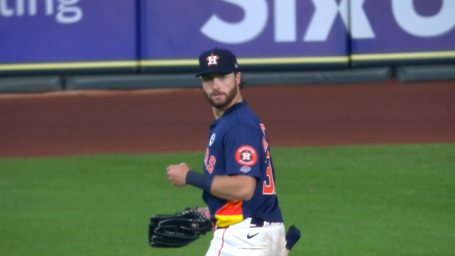 Jacob Melton tracks in, makes the catch | 06/01/2025 | MLB.com